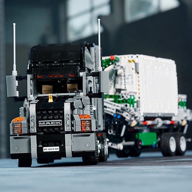 LEGO Technic - MACK® Anthem 42078